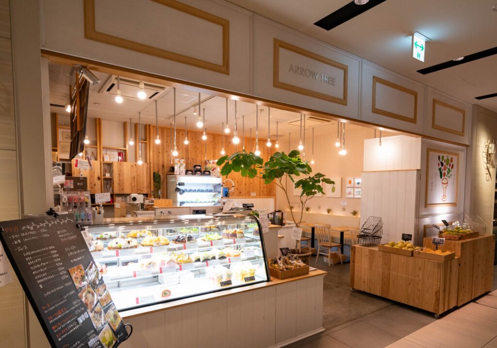 【ご案内】LAQUE四条烏丸店 運営元変更のお知らせ | ARROW TREE アローツリー